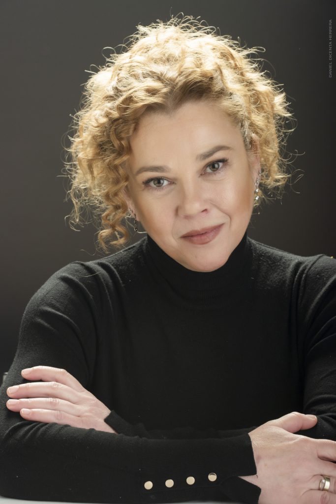 Biografía y Trayectoria | María Delgado Actriz